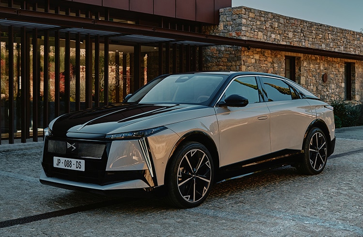 Vídeos tutoriales y manuales de usuario de vehículos: DS Automobiles